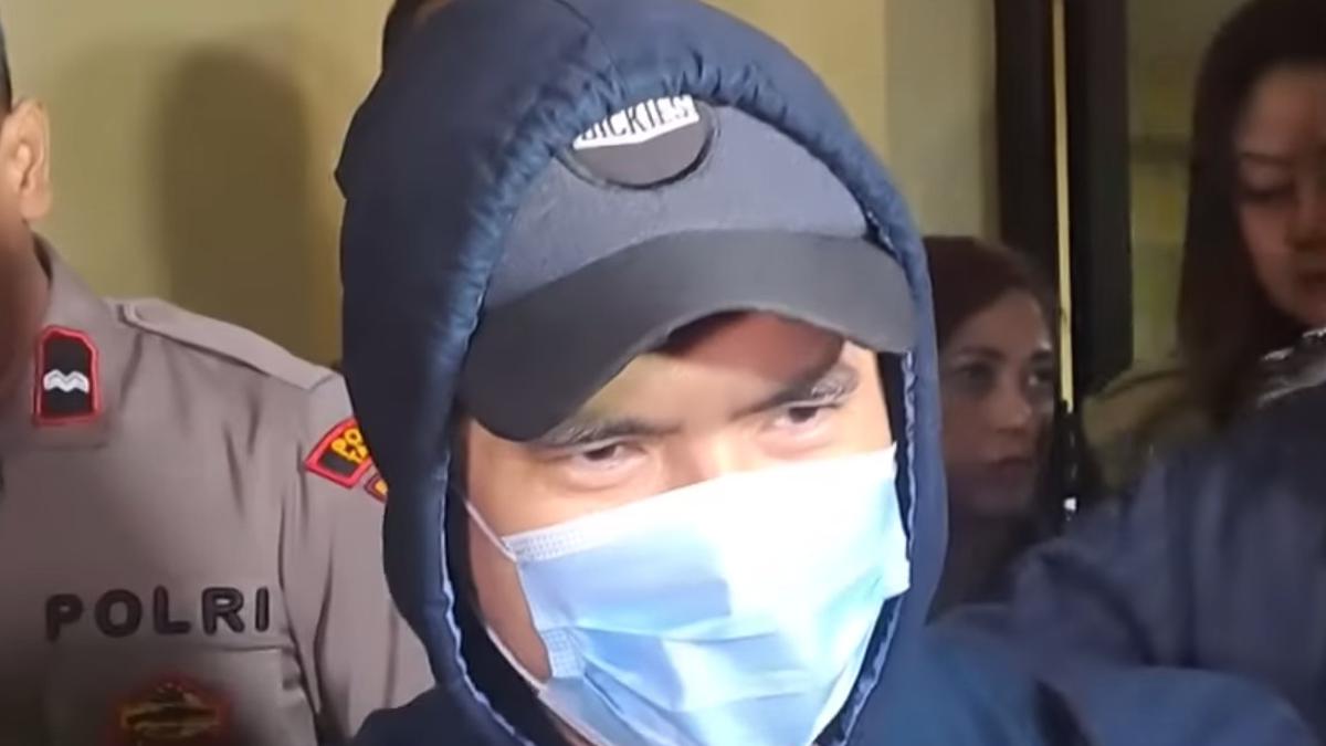 Saipul Jamil Jalani Tes Narkoba Lanjutan di Lab Polda Metro Jaya Tanpa ...