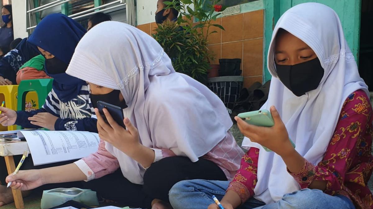 Belajar Jarak Jauh Banyak Kendala, Disdik Gunungkidul Izinkan Sekolah Tatap Muka - Regional ...