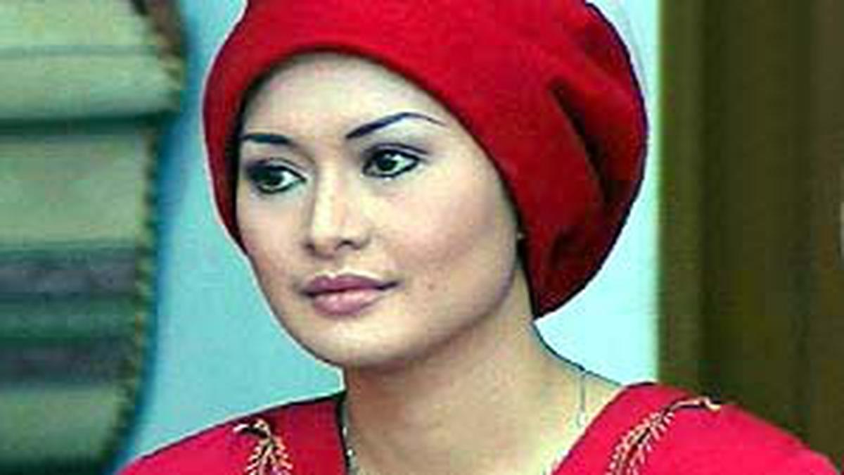 Umrah Tak Mengubah Gaya Eddies Adelia - ShowBiz Liputan6.com