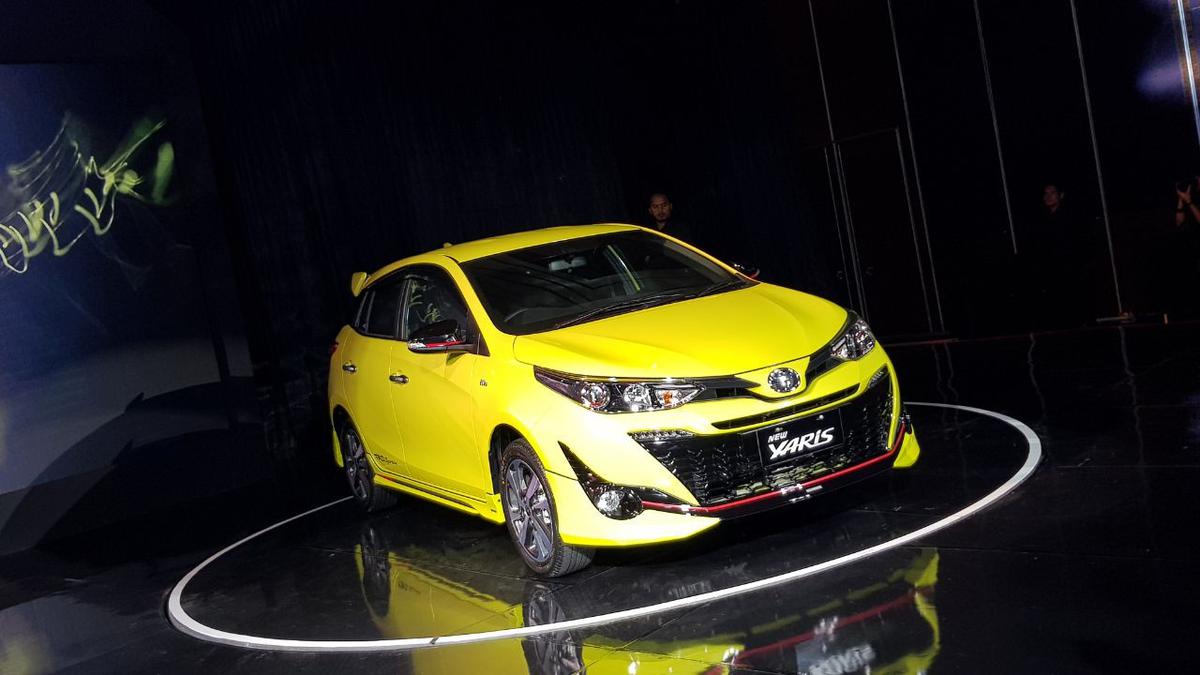 Siapakah Calon Raja Hatchback, Toyota Yaris atau Honda Jazz? - Otomotif ...