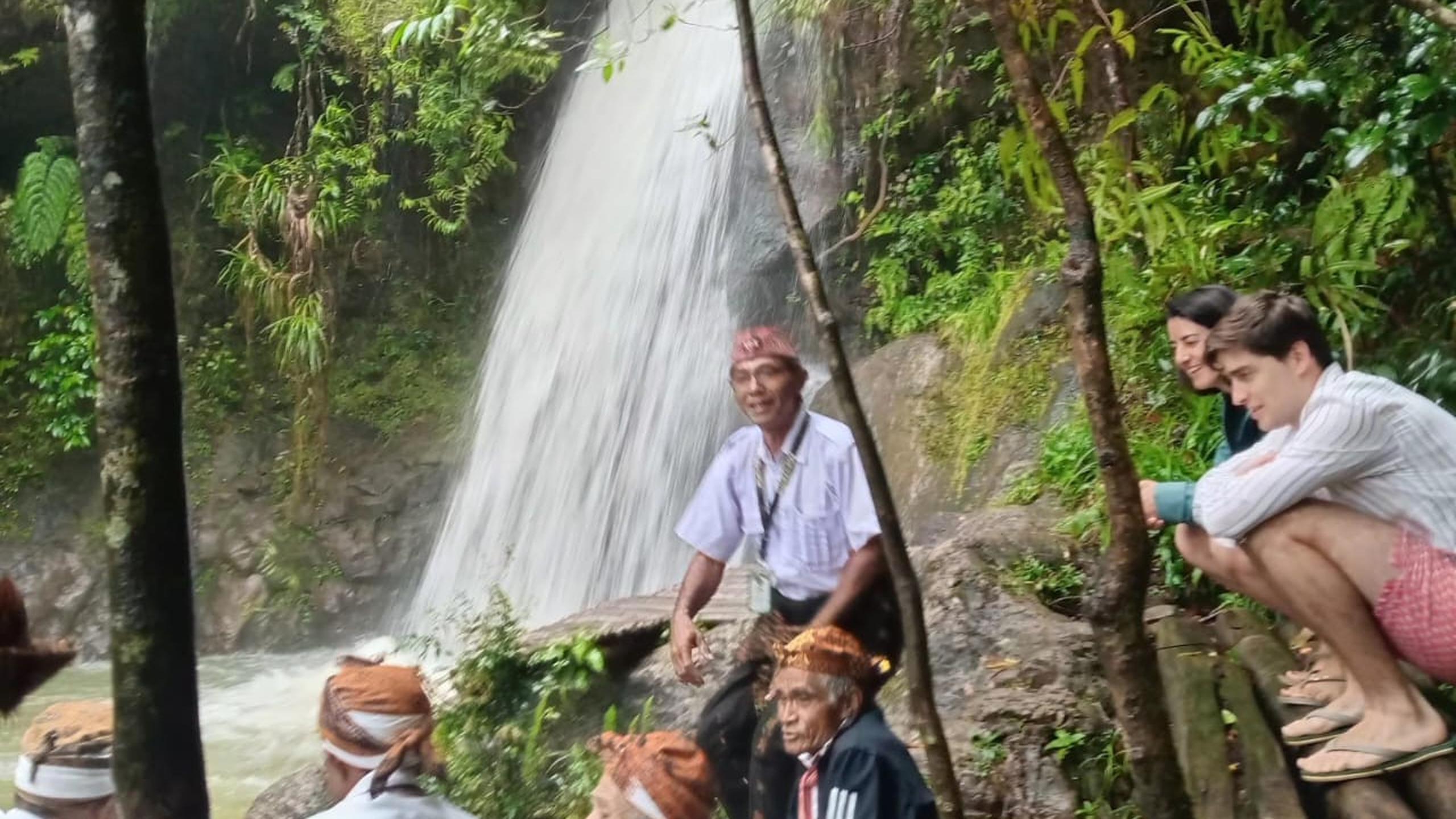 Ritual Pagar Gaib Cunca Plias, Doa Sakral Warga Langgo untuk Alam dan ...