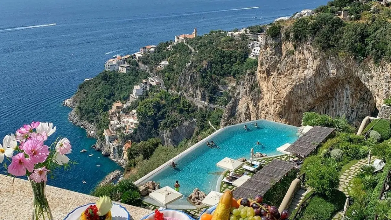 7 Infinity Pool Terbaik di Dunia, Salah Satunya Ada di Indonesia ...