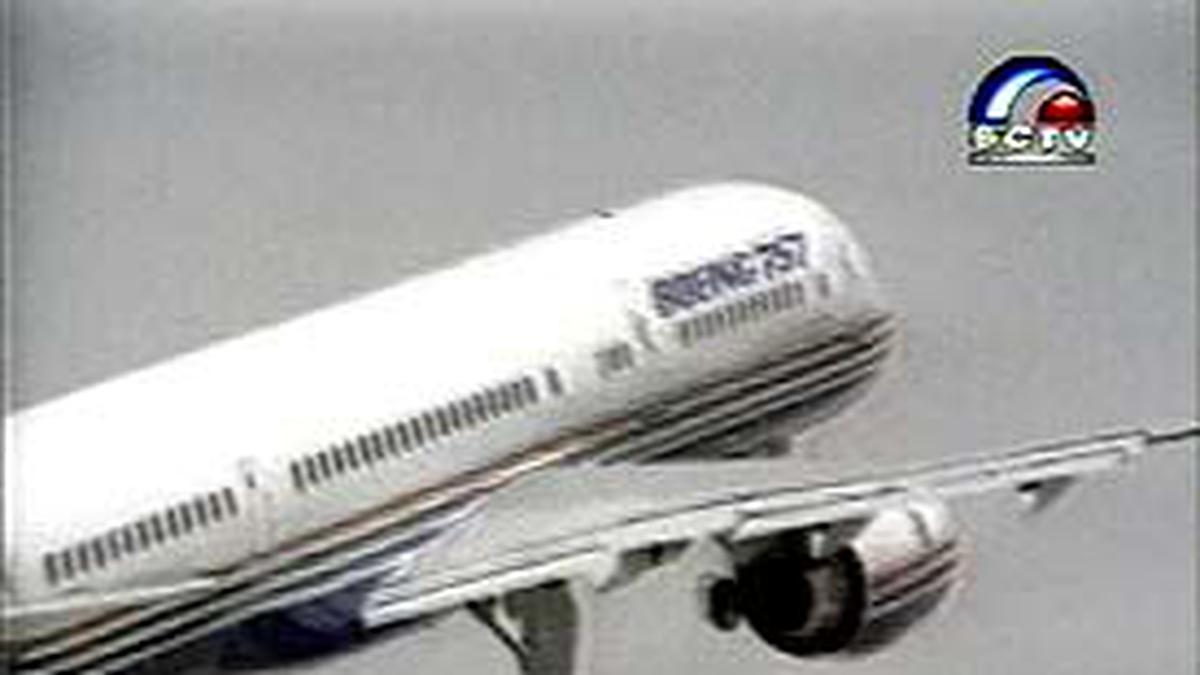 Pesawat Tabrakan di Udara, Puluhan Penumpang Tewas - Global Liputan6.com