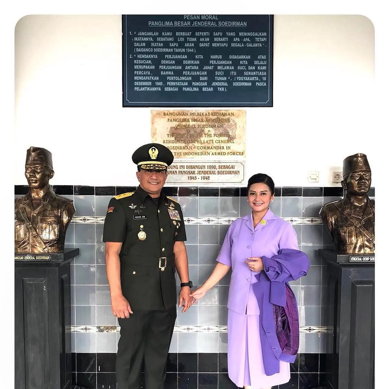 6 Potret Lawas Bella Saphira saat Pakai Seragam Ibu Persit, Elegan dan ...