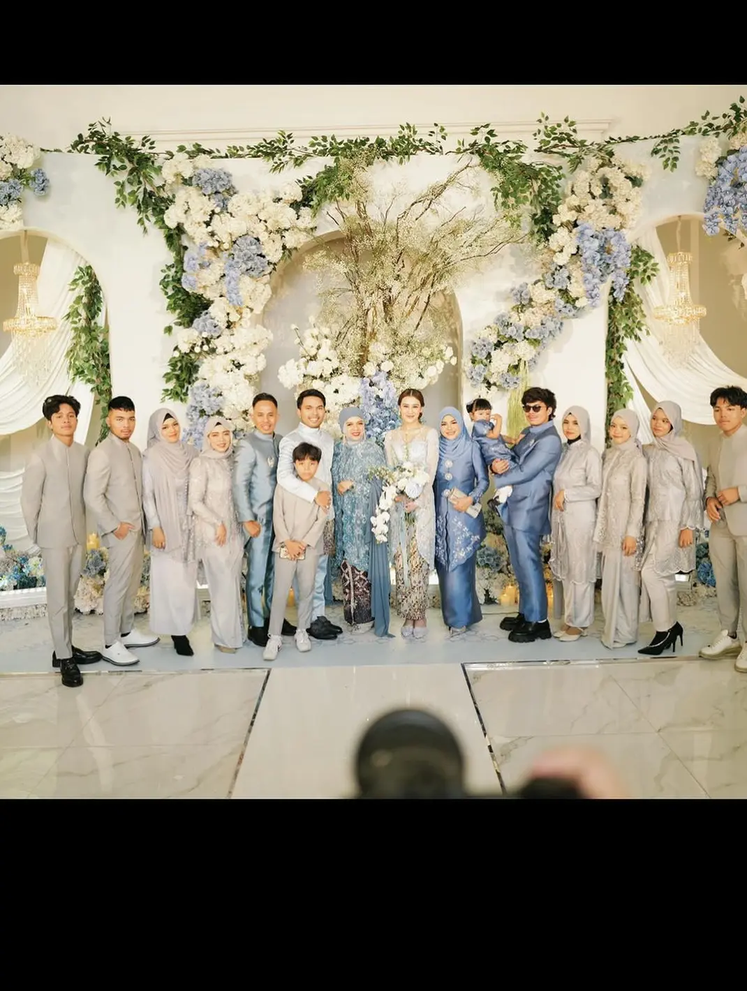 6 Potret Gemas Ameena di Momen Pertunangan Thariq Halilintar dan Aaliyah Massaid, Pakai Kebaya ...