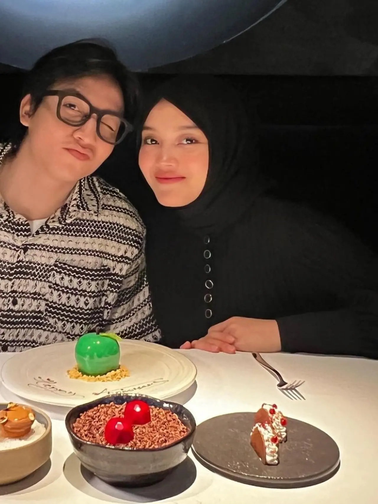 7 Potret Beda Gaya Pacaran Sule, Rizky Febian, dan Putri Delina, Sama ...