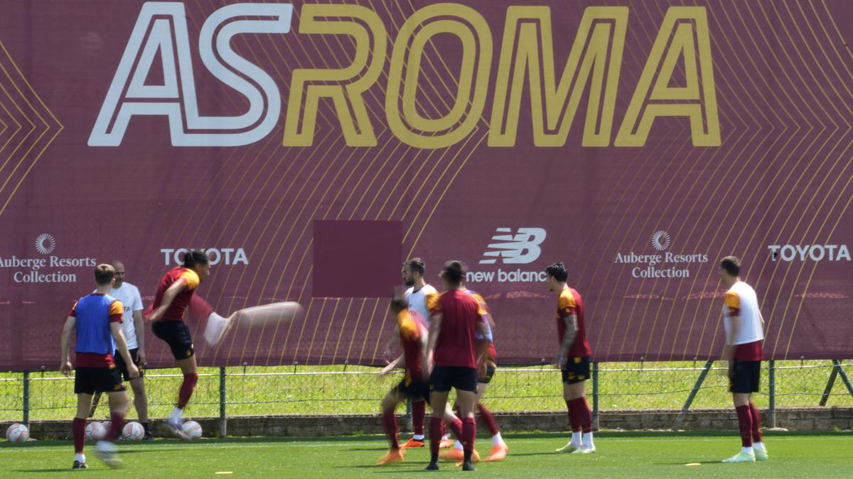 Sesi Latihan AS Roma Jelang Duel Lawan Sevilla di Final Liga Europa ...