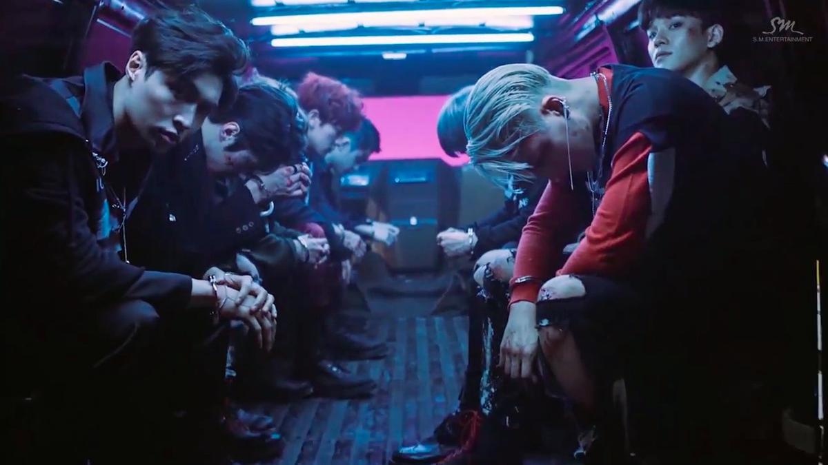 EXO Tampil Garang dan Memikat di MV Monster