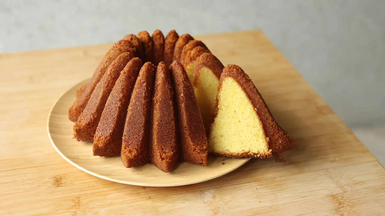 Resep Butter Cake yang Lembut dan Harum ala Chef Davina