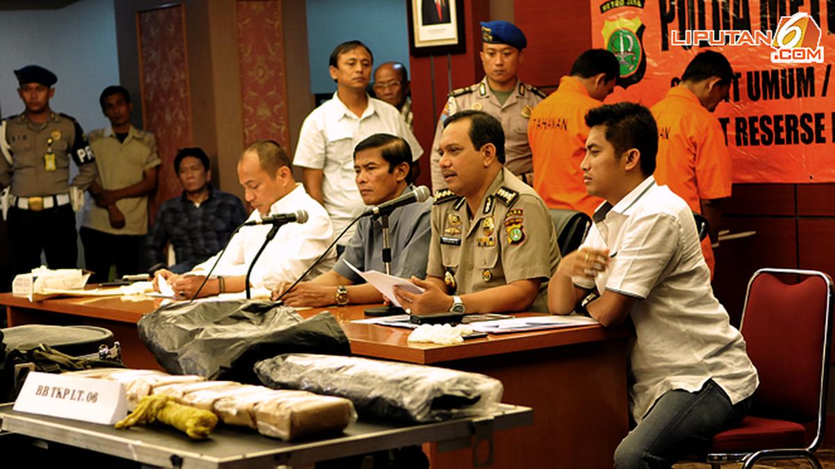 Holly Angela Rencananya Akan Disantet - News Liputan6.com