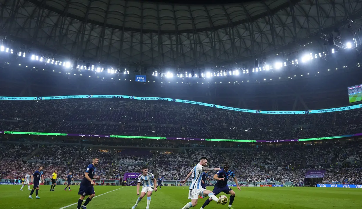 Aksi Lionel Messi Antar Argentina ke Final Piala Dunia 2022 - Foto ...