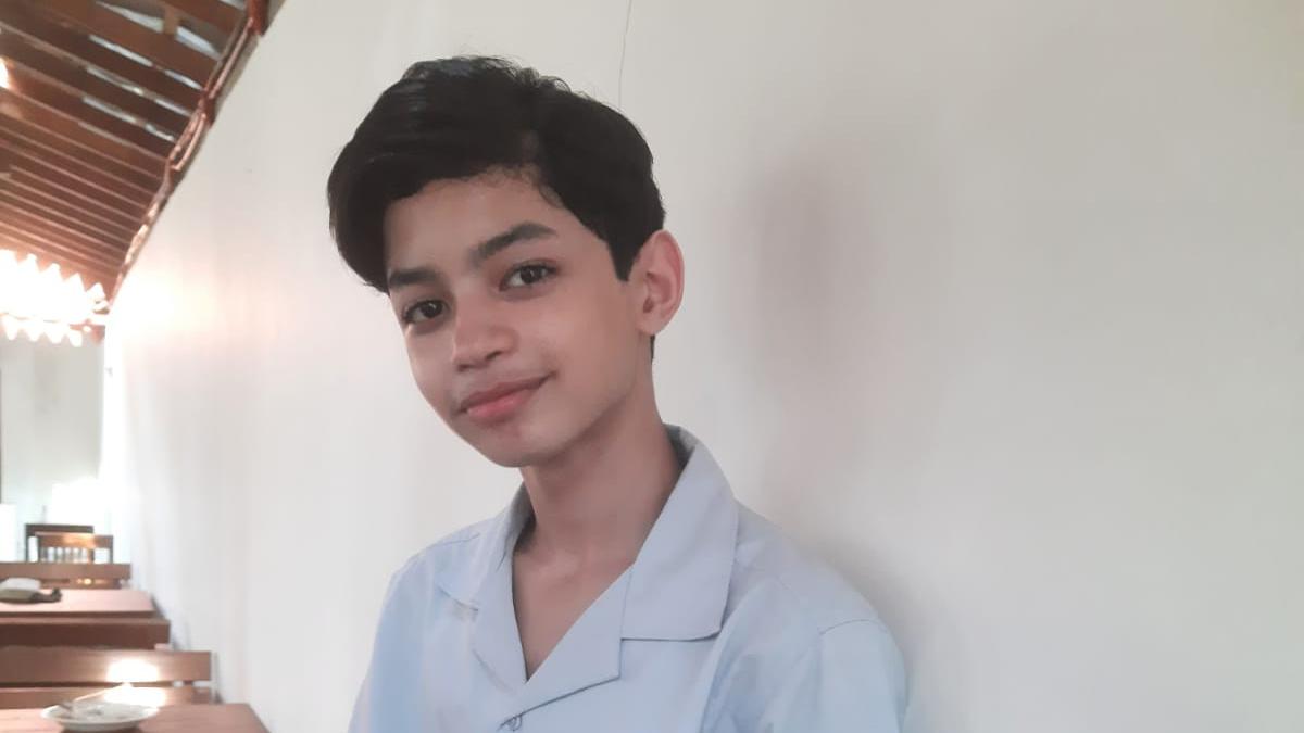 Reaksi Ali Fikry Saat Adu Akting dengan Reza Rahadian: Banyak Tanya ...