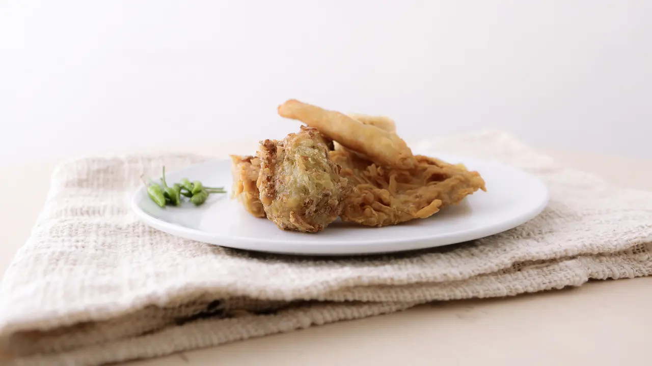 5 Tips Membuat Gorengan agar Awet Renyah - Food Fimela.com