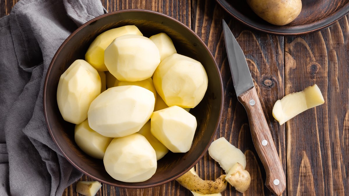 4 Tips agar Kentang Tidak Berubah Hitam Setelah Dikupas - Lifestyle ...