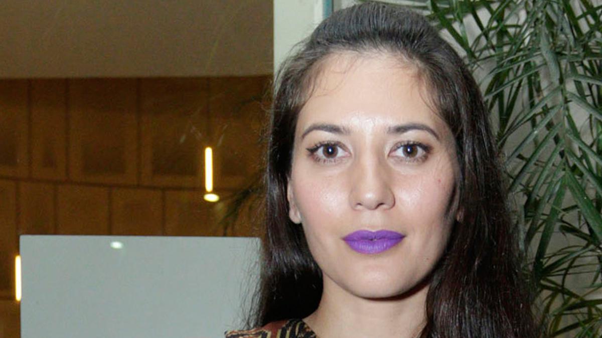 Hannah Al Rashid Jadi Pimpinan Geng Perempuan - ShowBiz Liputan6.com