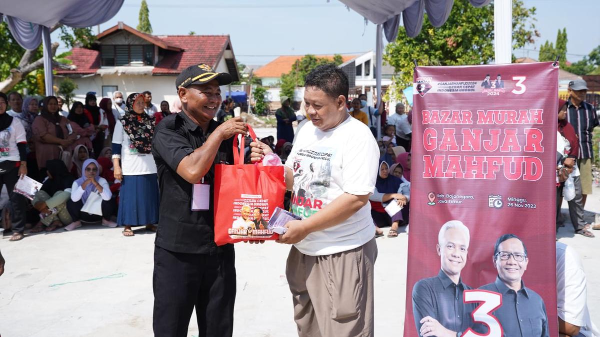 Lewat Bazar Murah, Relawan Galang Dukungan untuk Ganjar-Mahfud di ...