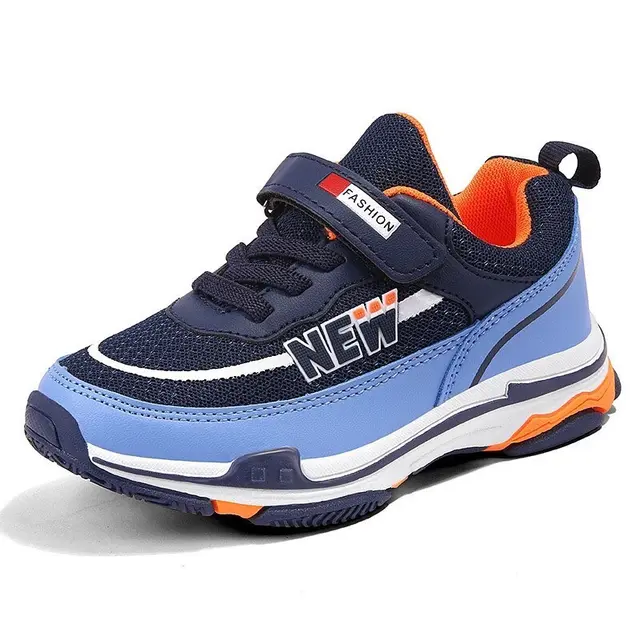 Rekomendasi 10 Sepatu Anak Laki-laki Terbaik, Keren dan Tetap ...