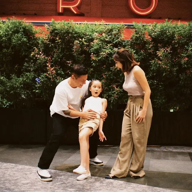 6 Potret Gading dan Gisel Rayakan Ultah Gempi ke-9 Bersama, Bak Keluarga Cemara - Hot Liputan6.com