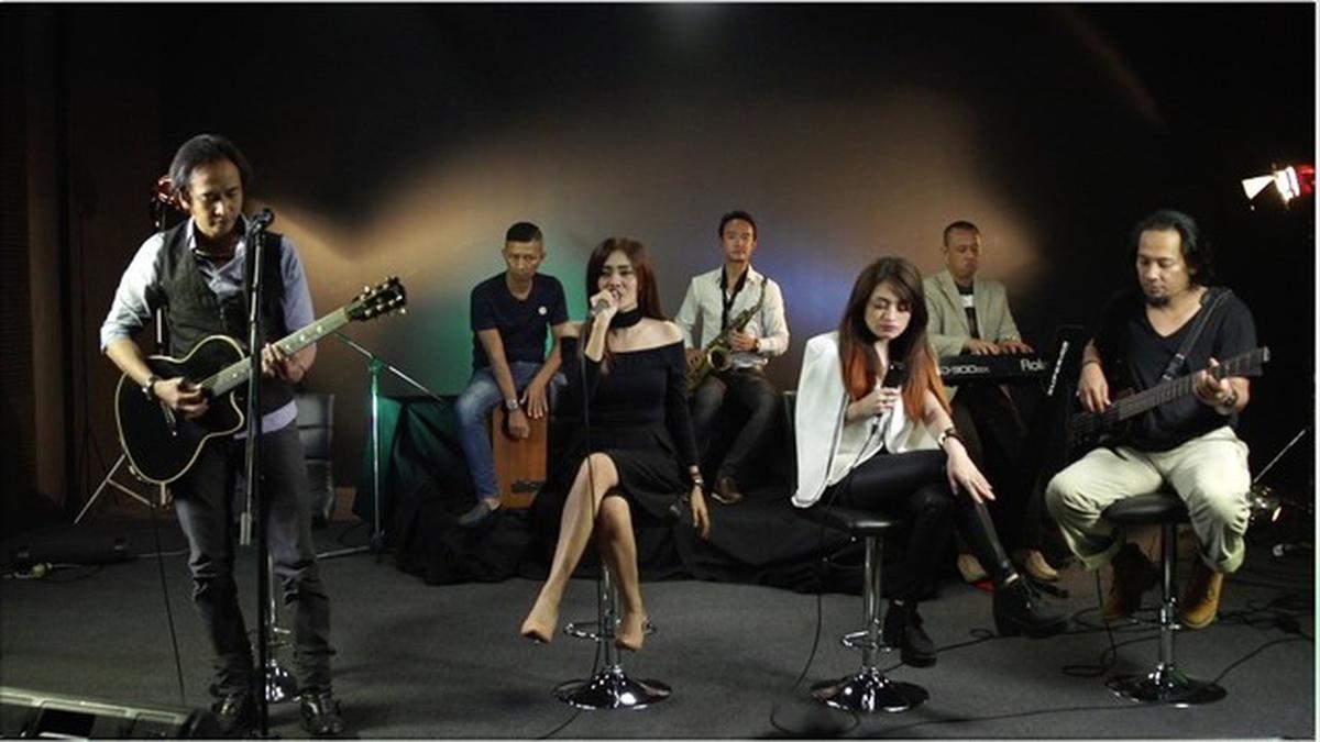 AKUSTIK PLUS: Perkenalkan The Secret, Band Baru Makki Ungu dan Piyu ...