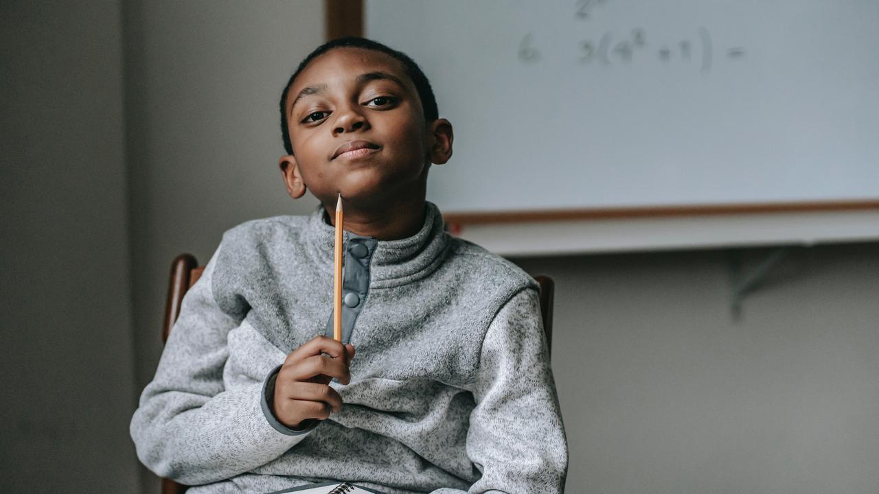 Simpai Adalah Gelang-Gelang dari Rotan atau Hula Hoop, Ketahui Cara ...