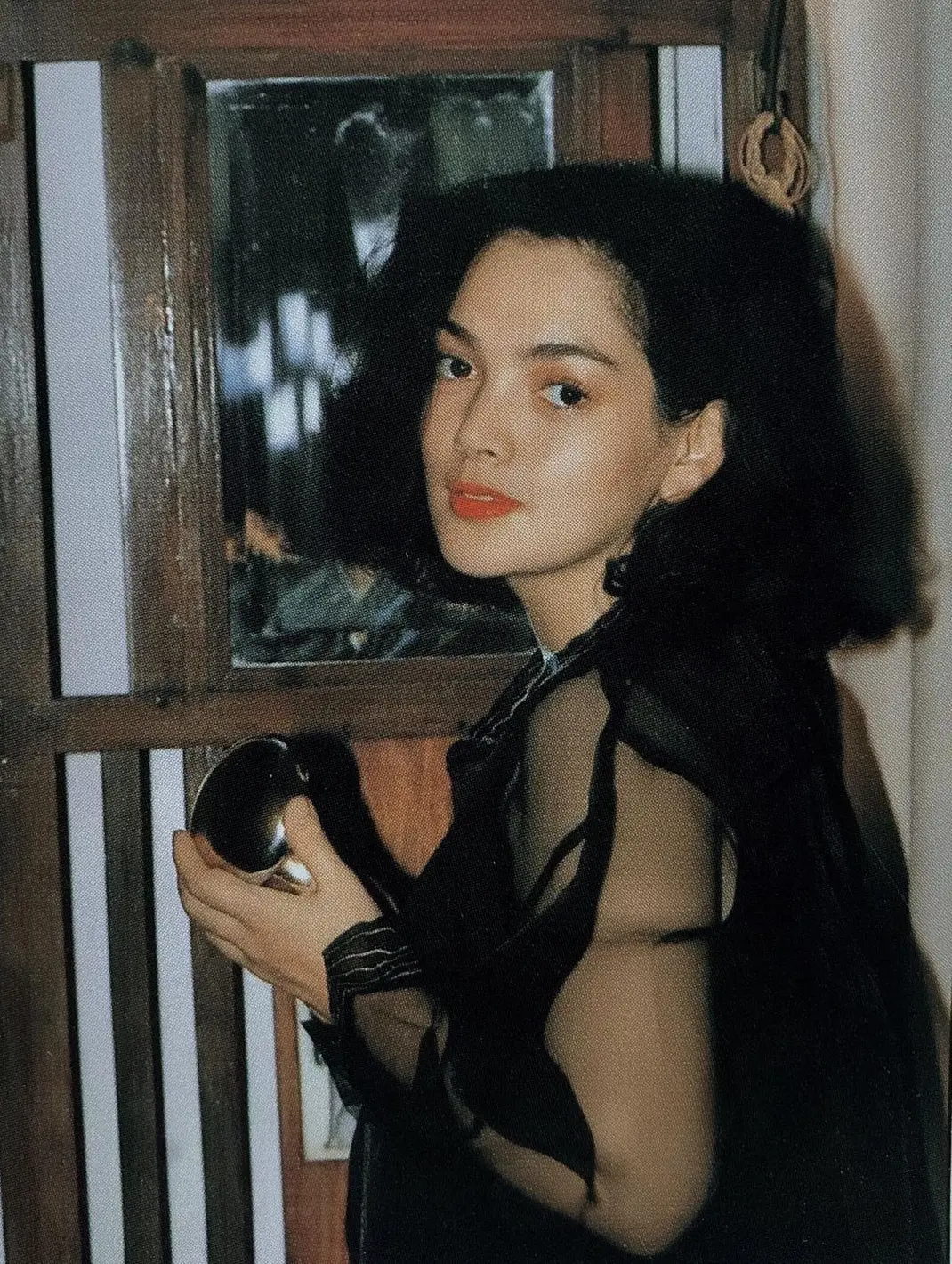 Tercantik di Masanya, Potret Terbaru Ida Iasha Artis Era 80-an ...