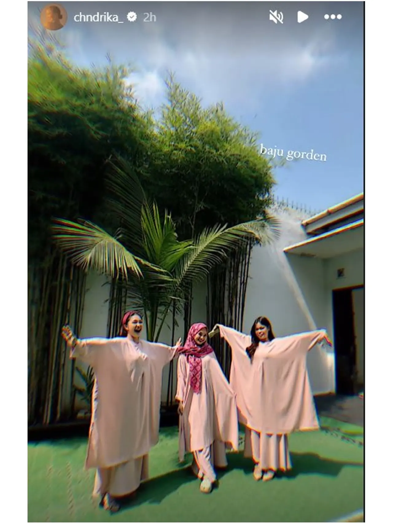 6 Potret Unggahan Pertama Chandrika Chika Usai Bebas, Idul Adha Bareng Keluarga - Hot Liputan6.com