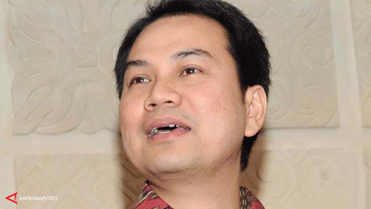 Aziz Golkar: Simulator SIM Tak Dibahas di DPR - News Liputan6.com