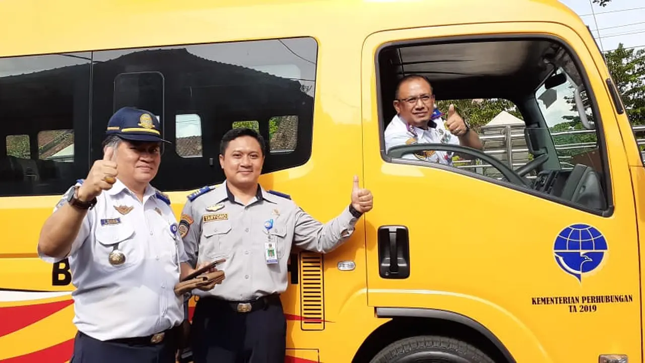 Yuk Cek Rute Bus Trans Banyumas yang Beroperasi Desember - Regional ...