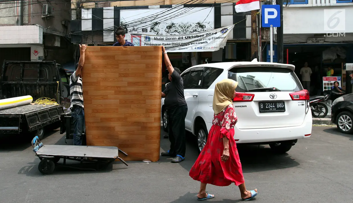 PHOTO: Pasar Pinangsia Masih Jadi Favorit Warga untuk Berbelanja - Foto ...