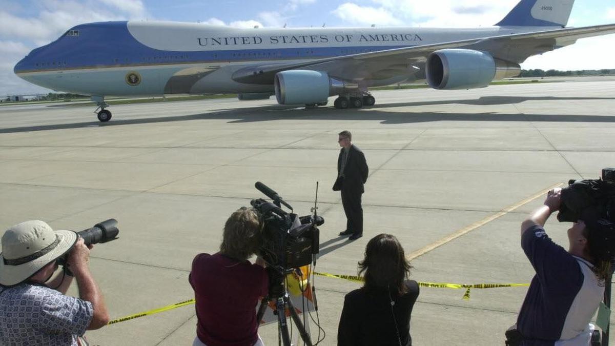 Kisah 'Horor' 9/11 dan Manuver Paling Berbahaya Air Force One