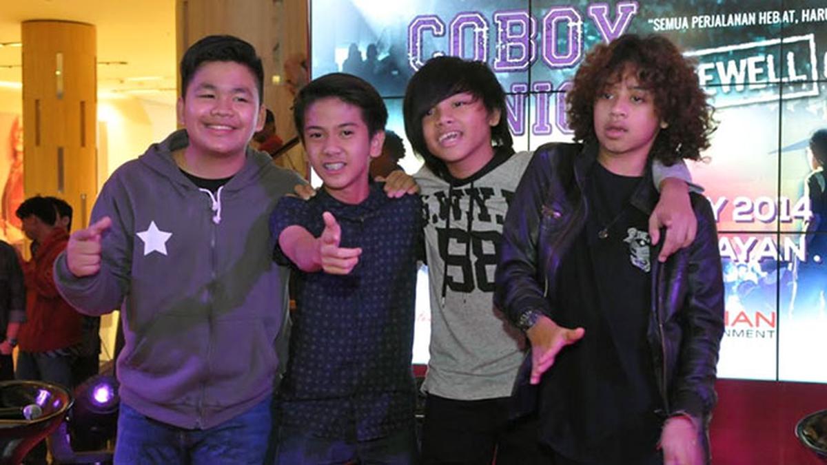 Coboy Junior dari Bikin Film Sampai Konser Di Atas Pesawat