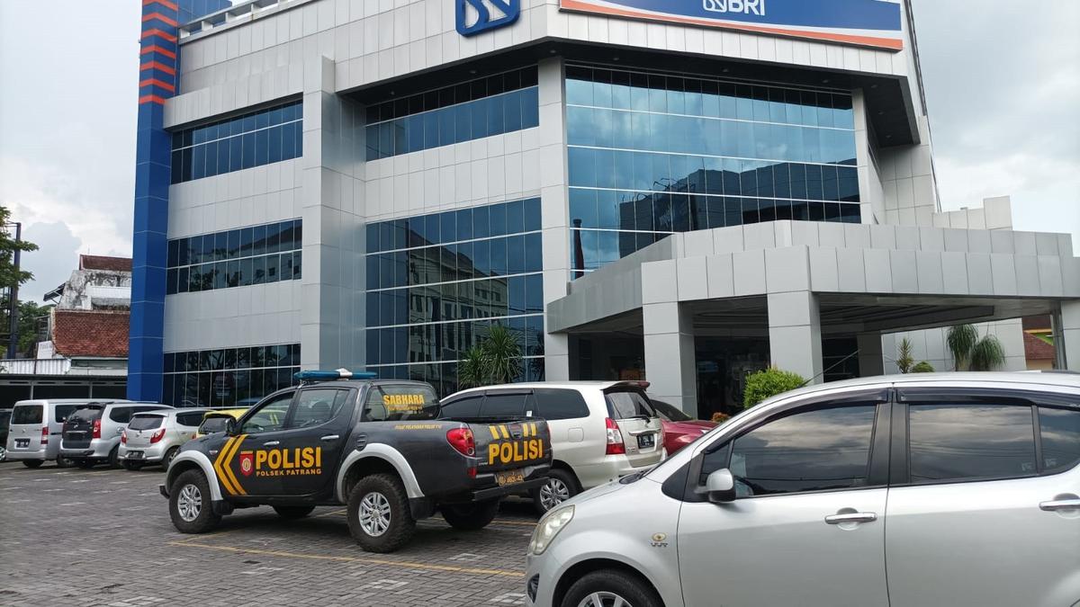 Perampok Sikat Uang Warisan dalam Jok Mobil di Jember, Rp 148 Juta ...