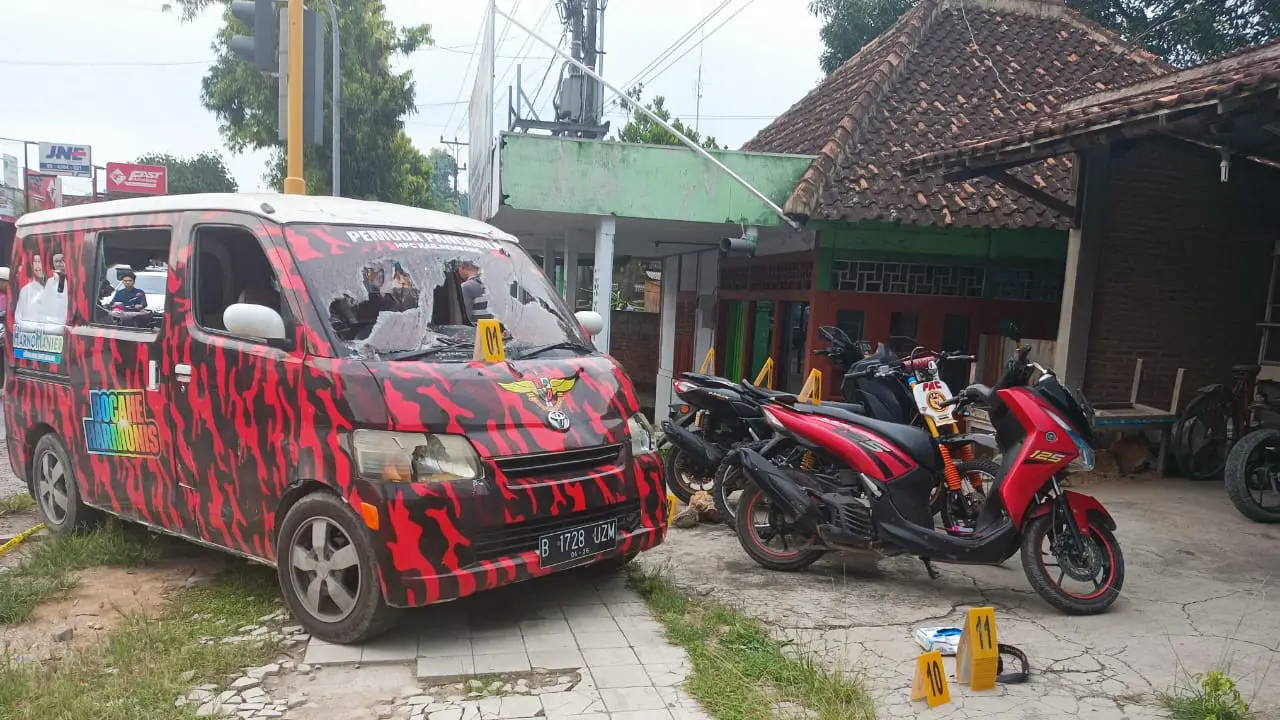 Bentrok Berdarah Pemuda Pancasila dan Ormas GRIB Pecah di Blora, Ini Duduk Perkaranya - Regional ...