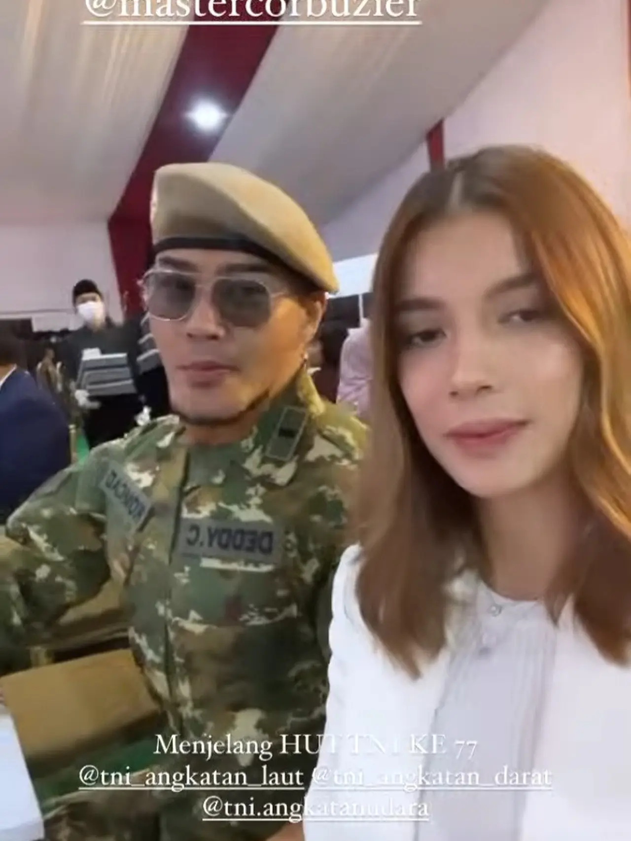 7 Potret Deddy Corbuzier Berseragam TNI, Gagah Pose Bareng 5 Jenderal ...