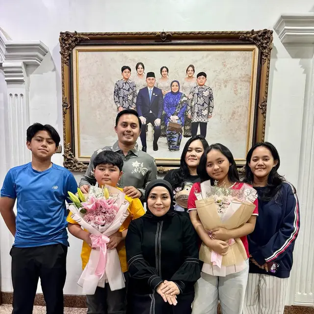 Bayi Tabung Belum Berhasil, Ini 8 Potret Kompak Muzdalifah dan Fadel ...