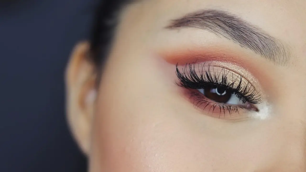 11 Cara Buat Alis untuk Pemula yang Natural dan Bagus, Selesai Cepat ...