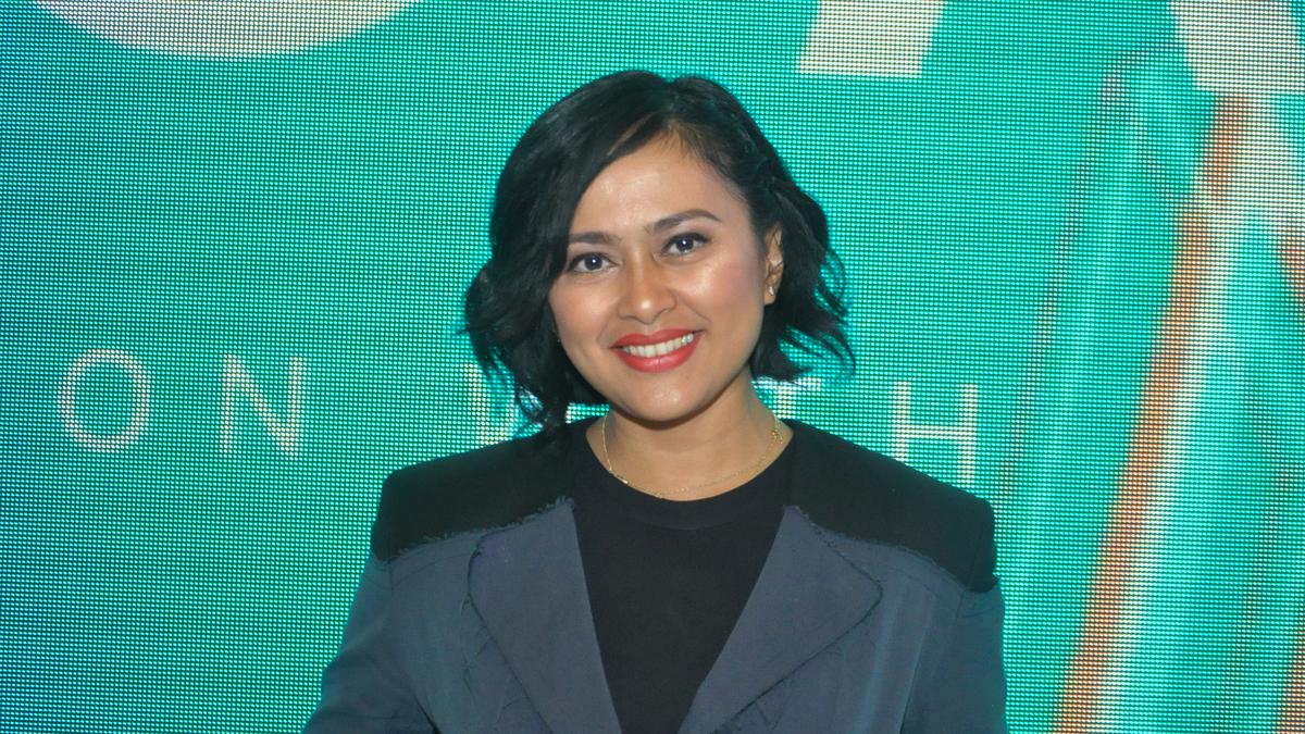 Ulang Tahun Hari Ini: Sarah Sechan dan 2 Artis Lainnya - Lifestyle ...