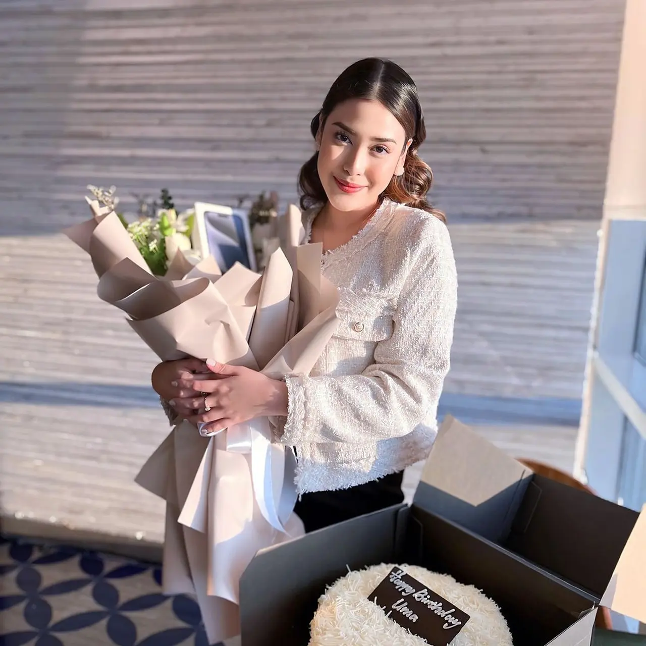 6 Potret Terbaru Artis Andania Suri Sudah Berkeluarga, Menikah di Usia ...
