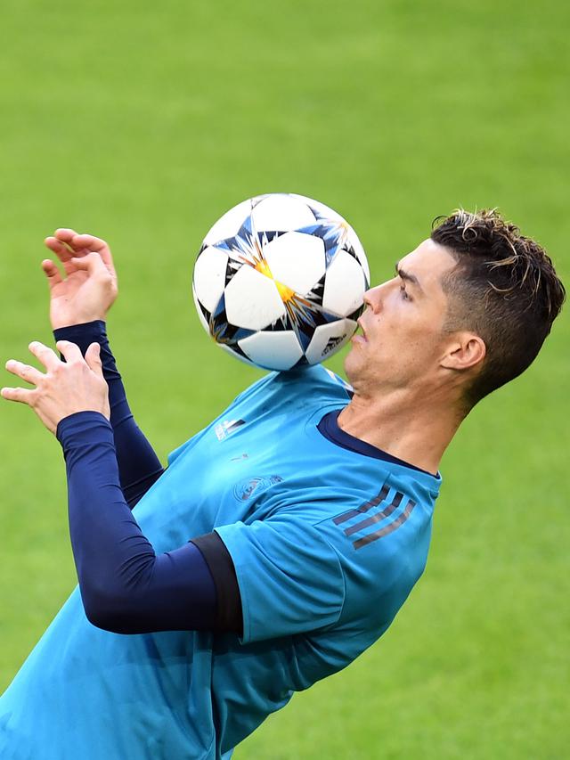 Ronaldo Doakan Sir Alex agar Cepat Sembuh - Bola Liputan6.com