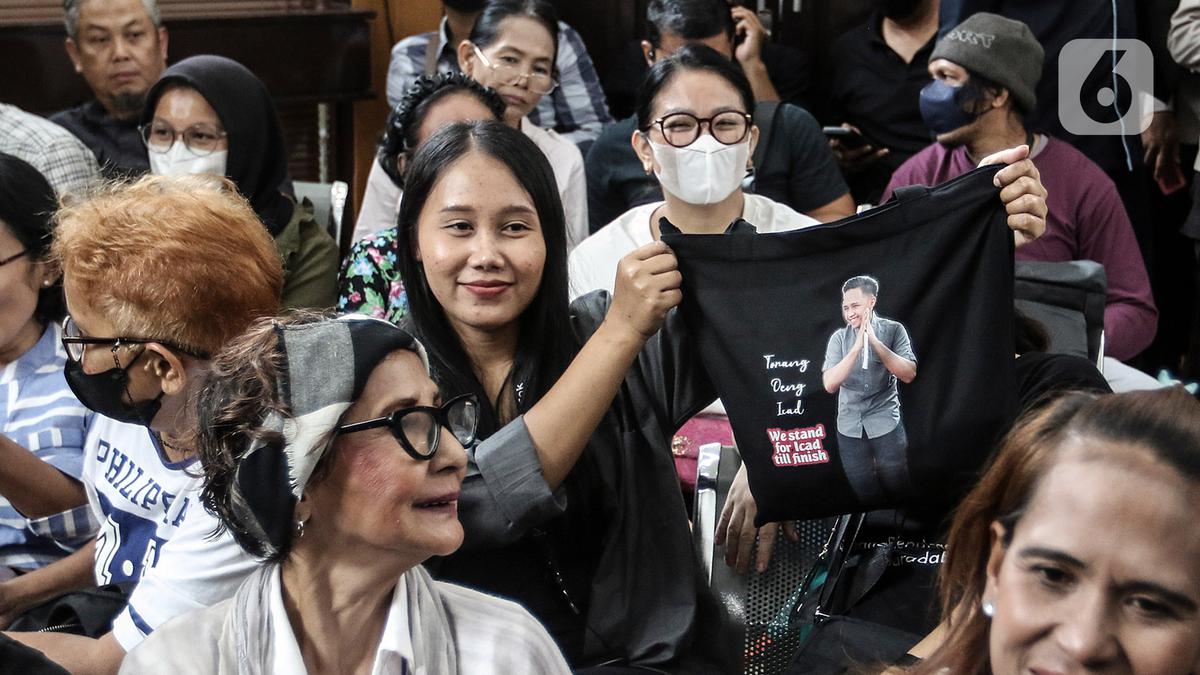 Richard Eliezer Dituntut 12 Tahun, Fans Luapkan Kekecewaan di Twitter