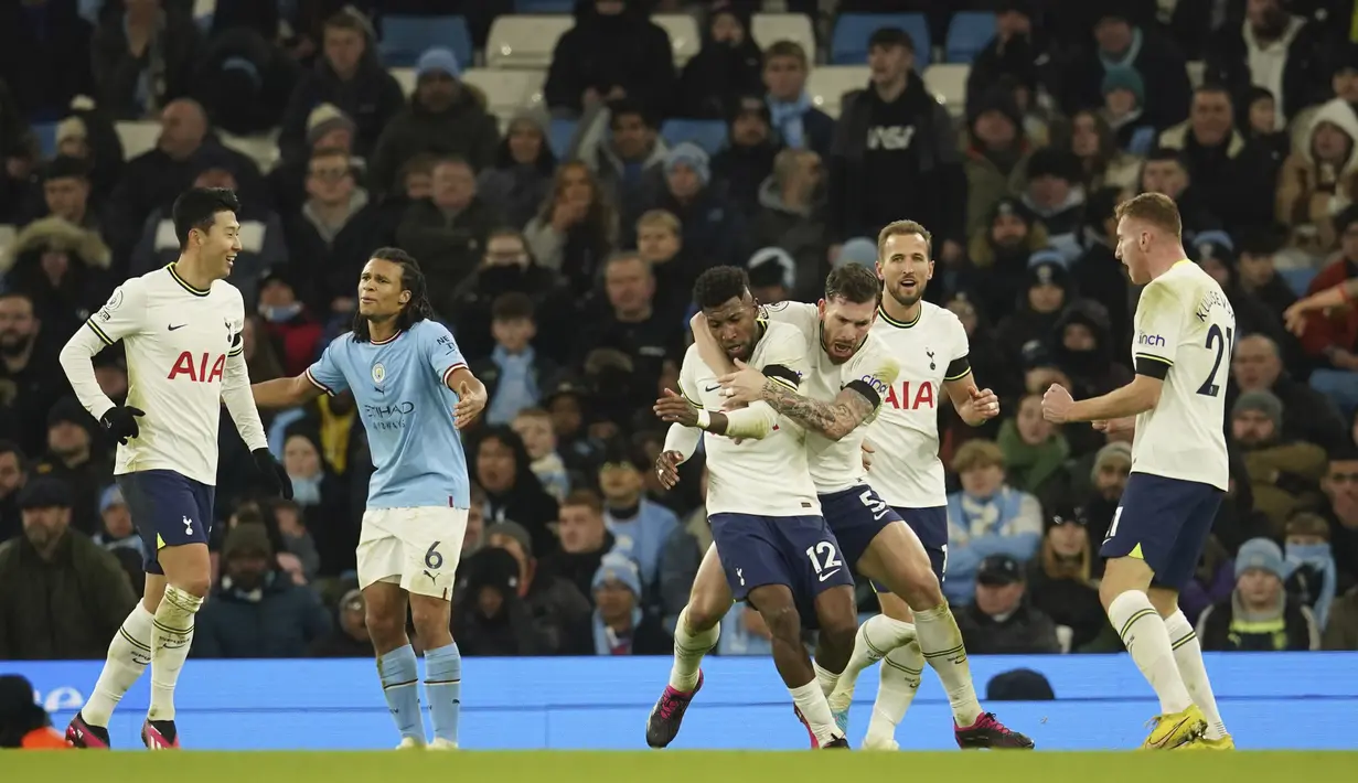 Foto: Comeback Sensasional Manchester City Atas Tottenham Hotspur di ...