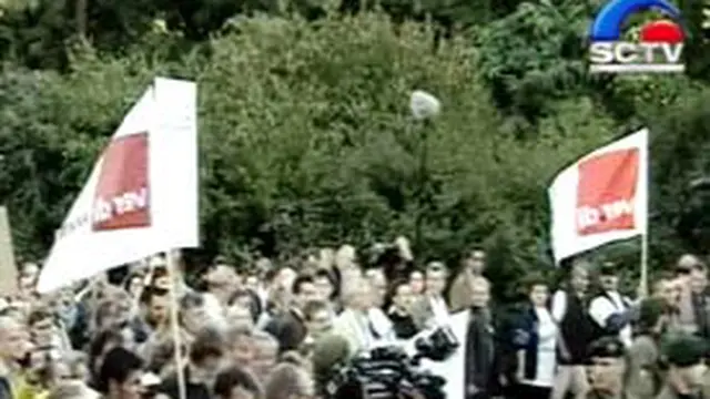 Ribuan Warga Jerman Memprotes Reformasi Lapangan Pekerjaan - Global ...