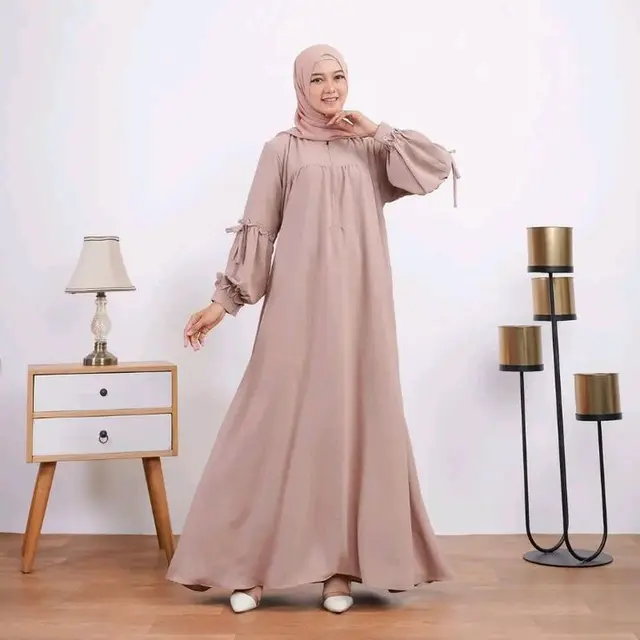 9 Model Gamis Crinkle Terbaru 2025, Tampil Chic dan Fashionable ...