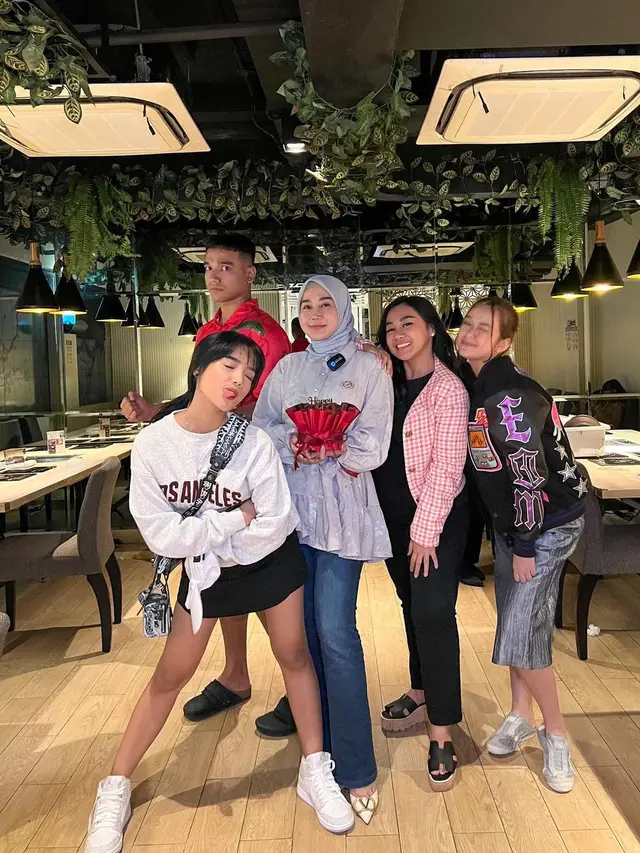 7 Potret Marissya Icha dan Keluarga Fuji, Ramai Konflik Rumah Donasi ...