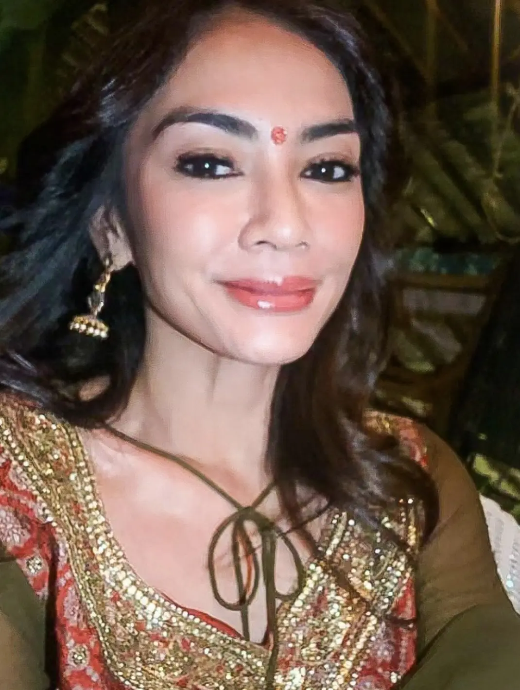 6 Potret Masayu Anastasia, Pesona Cantik yang Sederhana Bikin Awet Muda