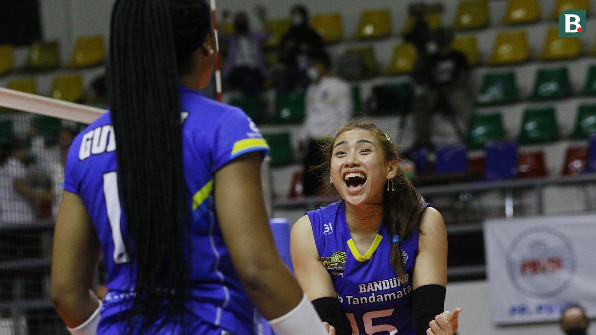 Foto: Tanpa Shella Bernadetha, Bandung BJB Tandamata Lakukan Comeback ...