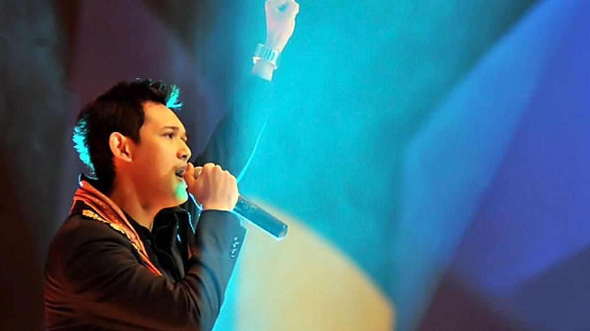 Bondan Prakoso Tak Lagi Nyanyikan Lagu-lagu Bondan Fade 2 Black ...