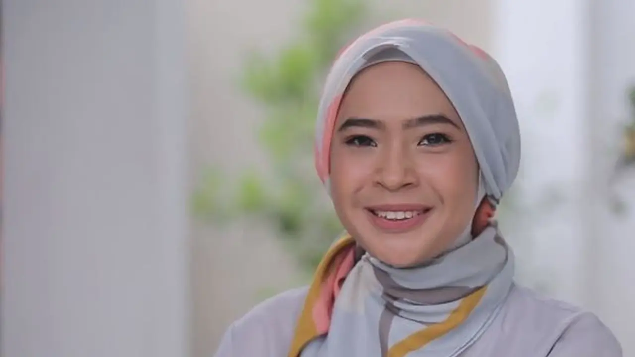 Tutorial Hijab Kece untuk Pergi ke Kampus - Islami Liputan6.com
