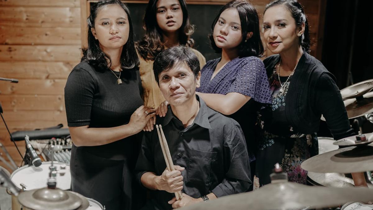 Cara Sederhana Shahnaz Haque Habiskan Waktu Bersama Anak-Anak, Unik ...