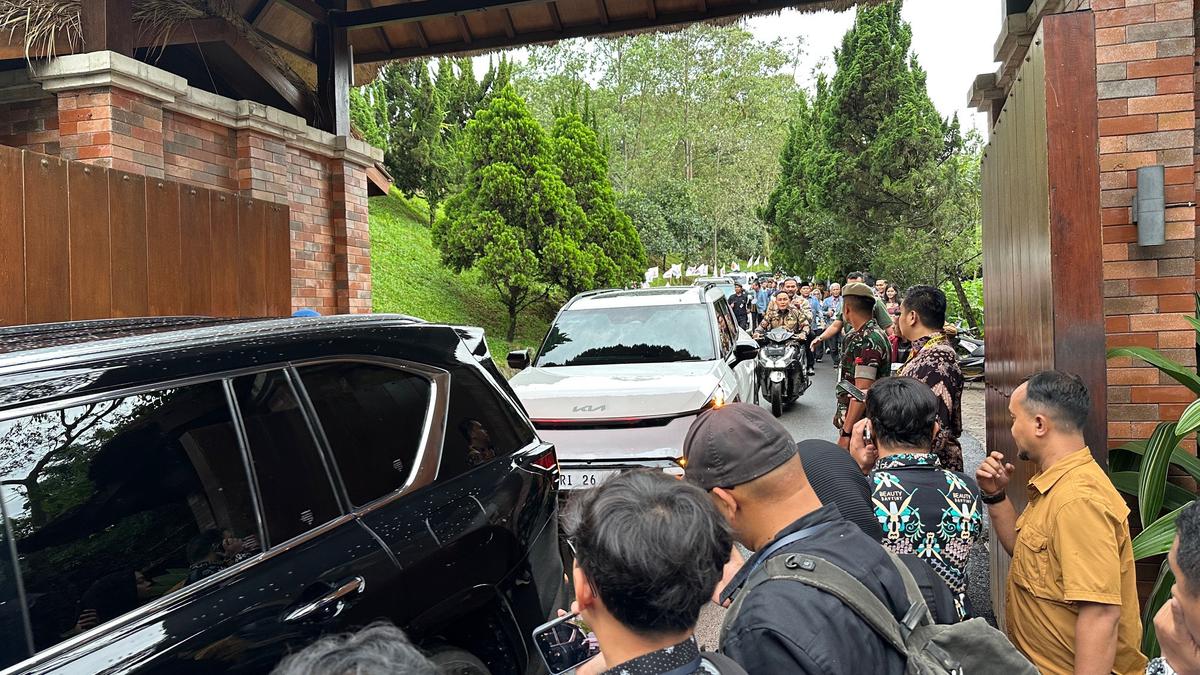 Top 3 News: Jajaran KIM Plus Mulai Tiba di Hambalang, Konsolidasi ...